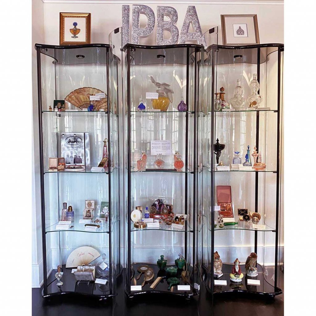 IPBA - International Perfume Bottle Association