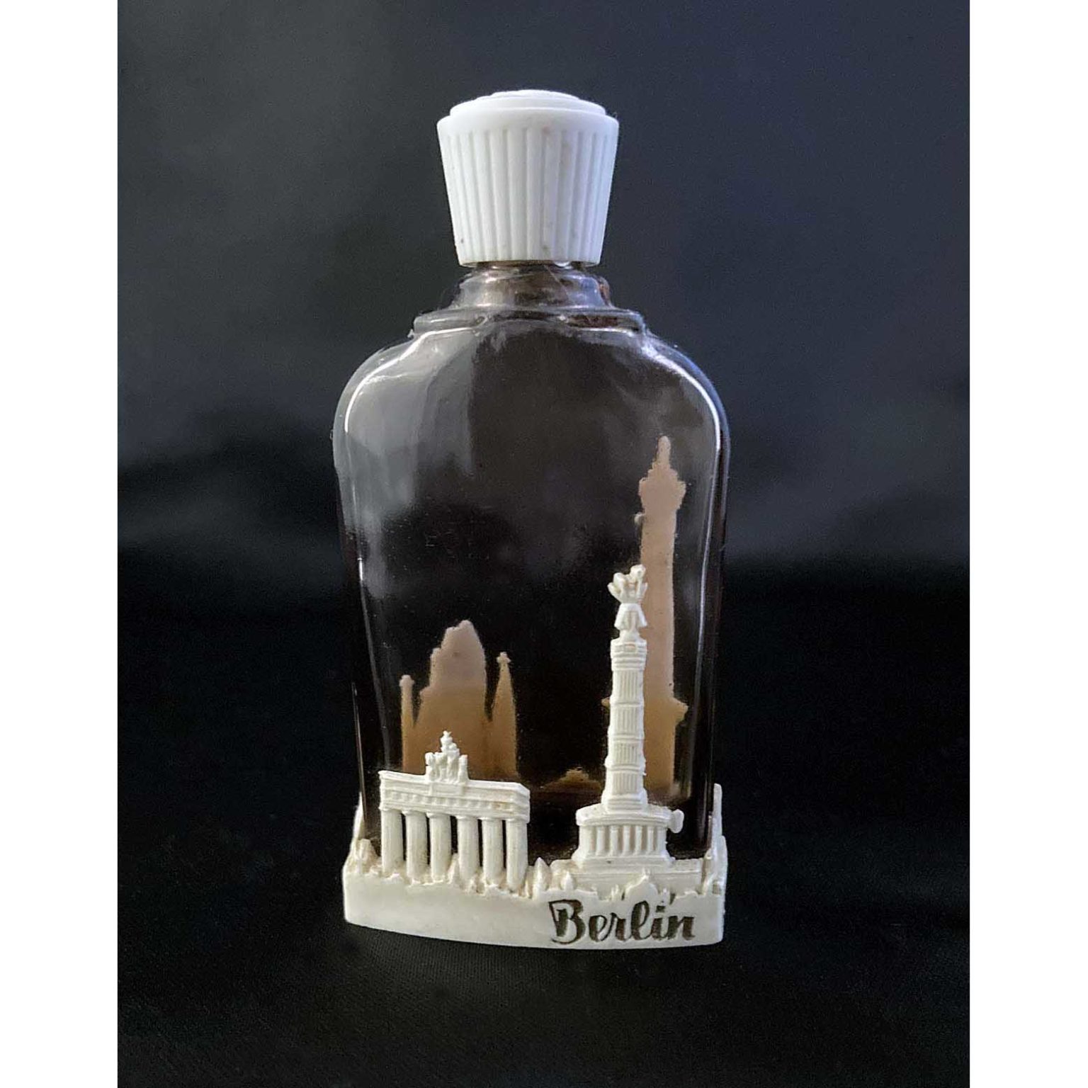 IPBA - International Perfume Bottle Association